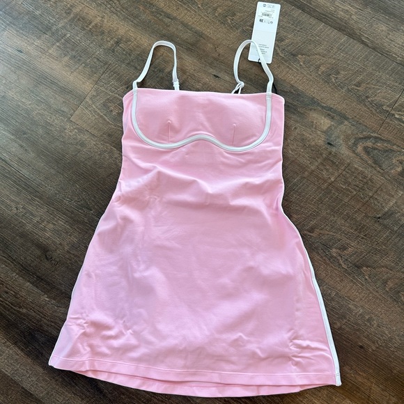 ALO Yoga | Dresses | Alo Airbrush Streamlined Dress | Poshmark